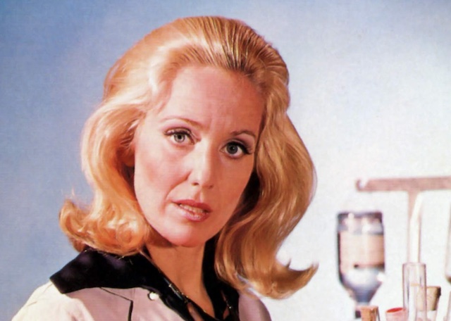 Elizabeth Hubbard Children, Husband, Net Worth & More